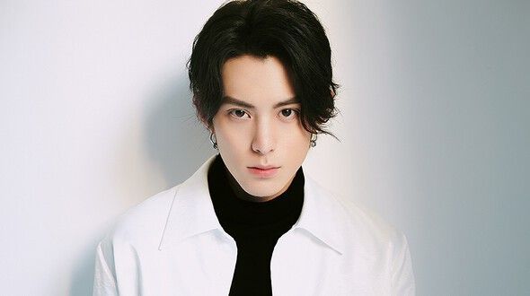 Top 10 Most Handsome Chinese Actors 2022 Ranked - OtakusNotes
